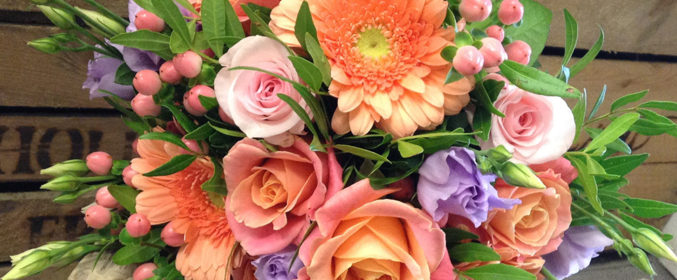 Fiona's Flower Studio Florist Inverness 01463 712600